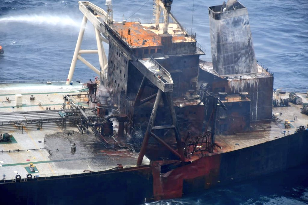 Pictures : Fire aboard oil tanker MT New Diamond completely doused - SL ...